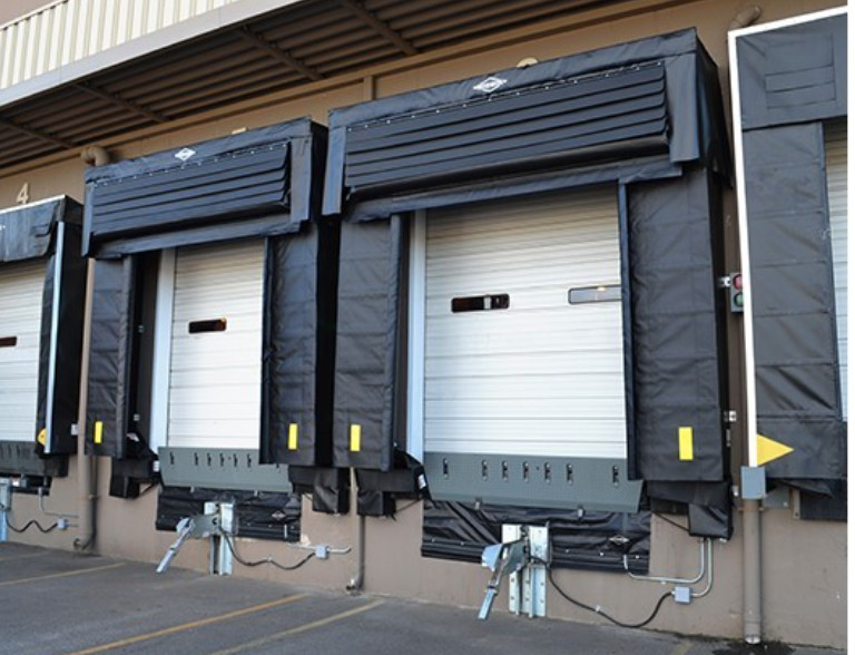 Weatherproof Loading Dock Shelters For Pvc Warehouse Sponge Seal